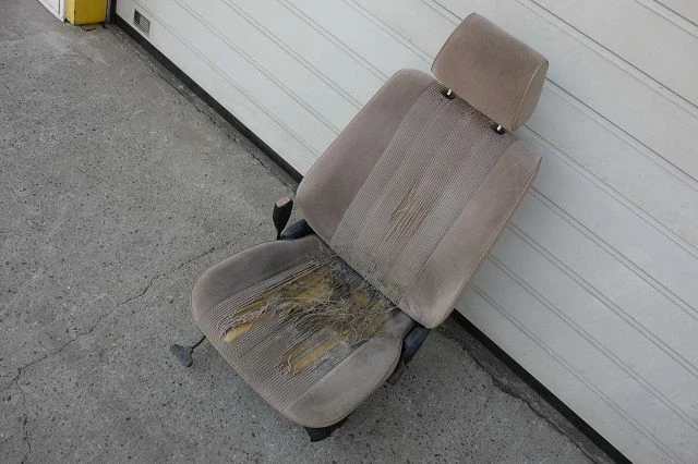 ORIGINAL BMW 3ER E30 Limousine Touring Sitz Fahrersitz Stoff Links ...