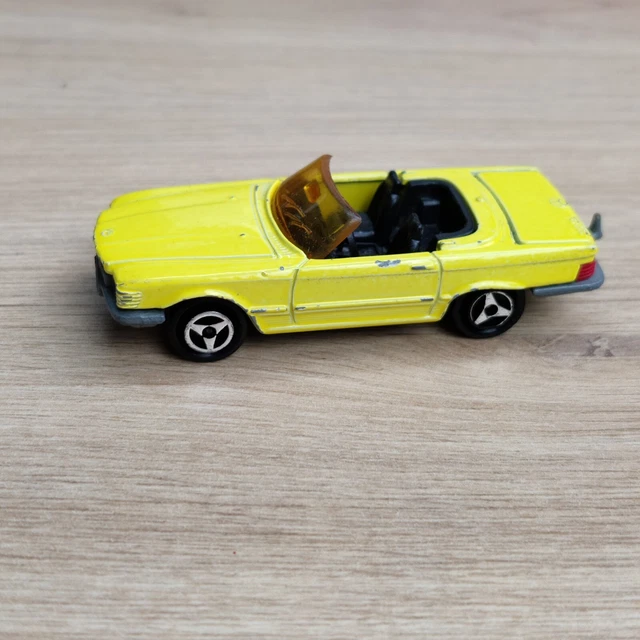 VOITURE MAJORETTE MERCEDES 350 Sl Jaune 1:60 N°213 Interieur Noir Made ...