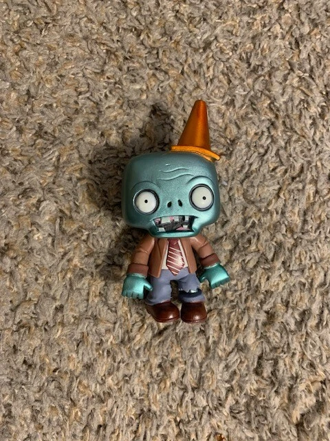 LOOSE PLANTS VS Zombies Metallic Conehead Zombie #05 Funko Pop! SDCC ...