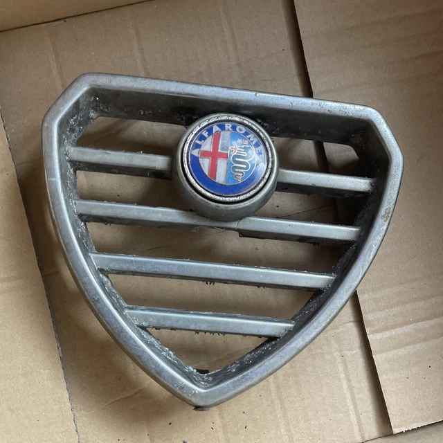 ALFA ROMEO ALFETTA GT Front Grille- No Reserve £45.00 - PicClick UK