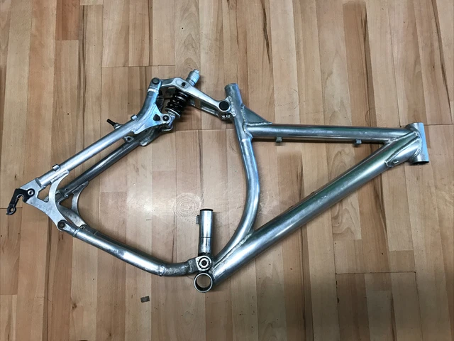 GT LTS DS1000 Full Suspension Frame With Shock Vintage, Mtb £89.95 ...