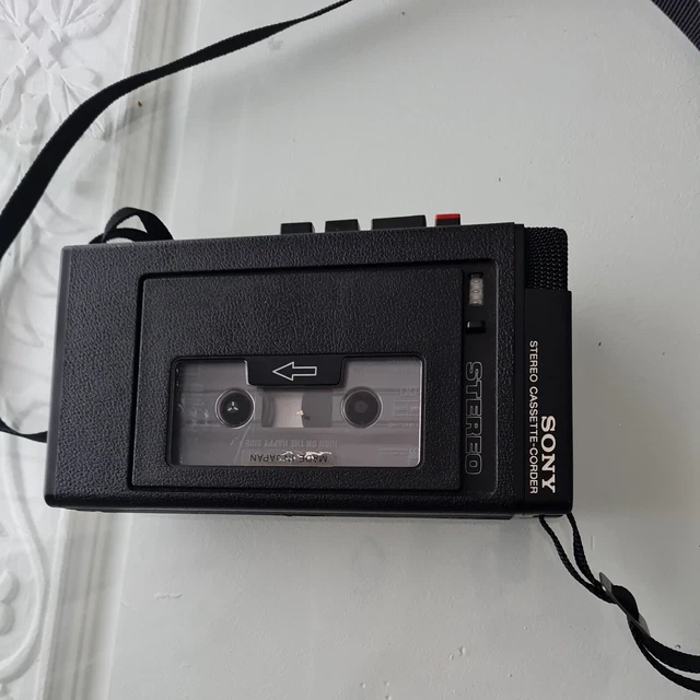 SONY WALKMAN - The First Portable Stereo Cassette Player (TCS-300) £119 ...