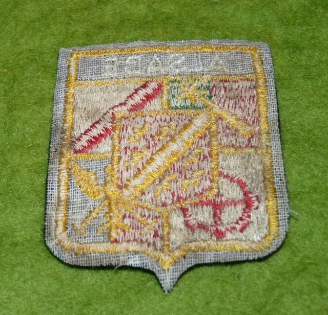 ANCIEN ÉCUSSON À coudre en feutre brodé blason d'Alsace neuf Vintage patch EUR 5,00 - PicClick FR