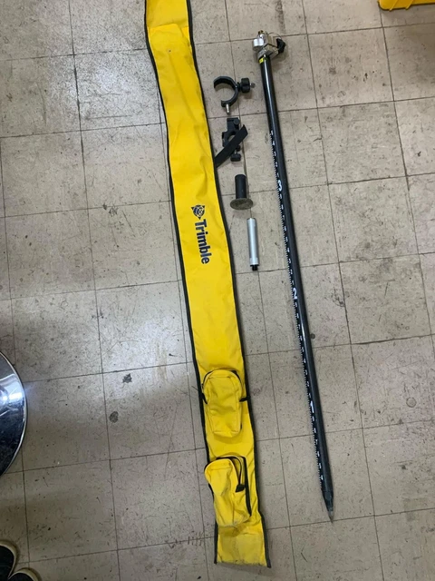1-5M TRIMBLE USED VGC pole on c/w bag, foot, mini extn and 2 part clamp ...