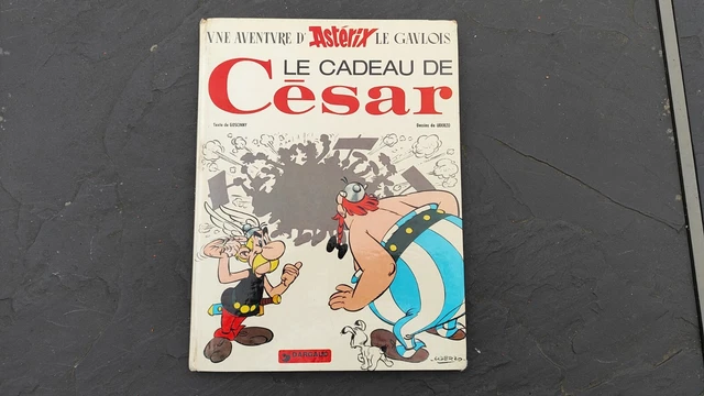 BANDE DESSINÉE BD Dargaud Goscinny Uderzo Asterix Le Cadeau De Cesar Eo ...
