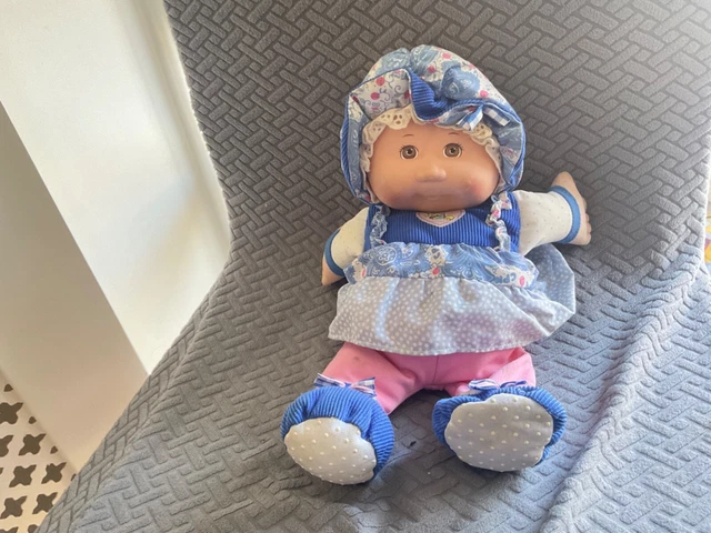 VINTAGE CABBAGE PATCH Soft Doll With Rattle 12” Soft Toy £14.99 ...