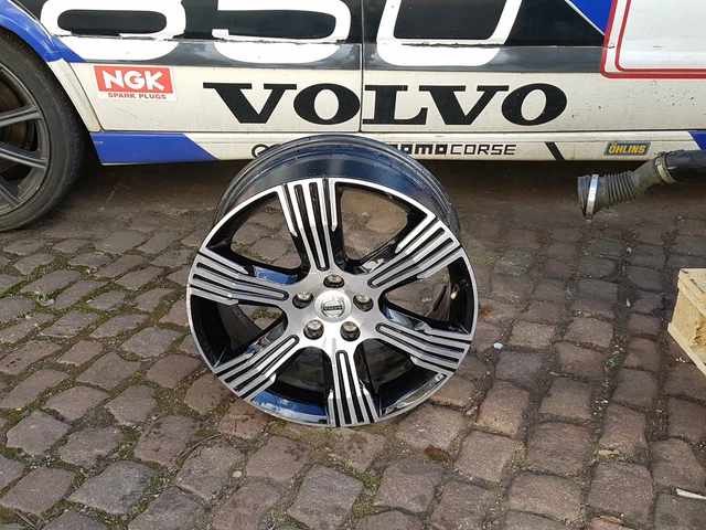 VOLVO XC40 2019 - 2021 18 Inch 6 Spoke Alloy Wheel 31471552 £204.00 ...