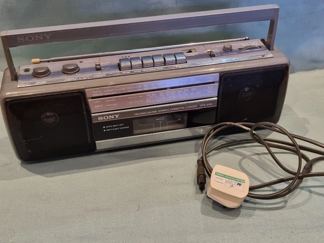 VINTAGE SONY CFS-210L Stereo Cassette Corder 4 Band Radio Boombox PAT ...