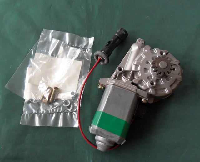 JAGUAR XJS QUARTER Light Electric Motor. XJS Convertible Rear Window ...