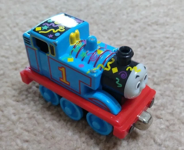 THOMAS & FRIENDS Take Play Along Diecast Train Happy Birthday Thomas. £ ...
