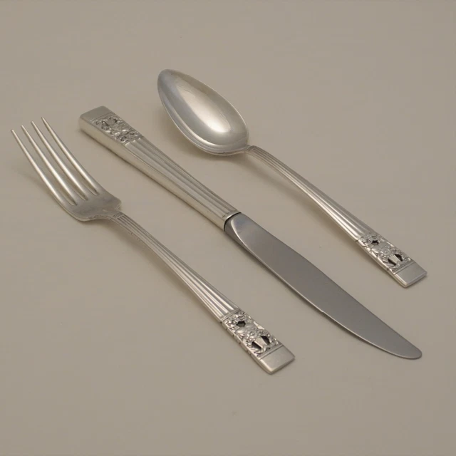 HAMPTON COURT DESIGN ONEIDA COMMUNITY Silver Service Cutlery Forks ...