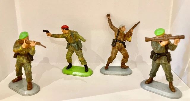 BRITAINS SUPER DEETAIL WW2 British Paratrooper Commandos Toy Soldiers £ ...
