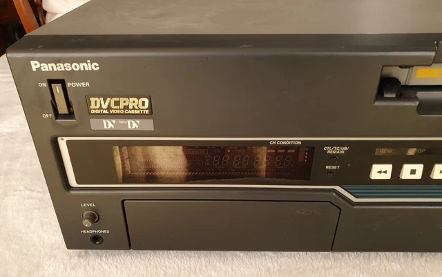PANASONIC DVC PRO AJ-D455E dv mini dv digital video cassette recorder ...