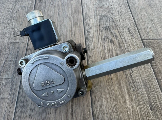 RIELLO R.B.L / RDB2.1 Firebird 90/120K Oil Burner Pump £57.87 - PicClick UK