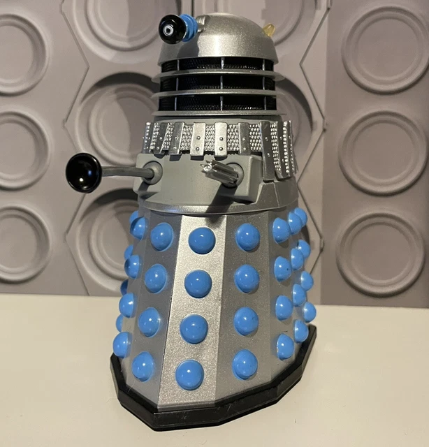 DOCTOR WHO EVIL of the Daleks Drone Dalek With Pupil Eyestalk Classic 5 ...