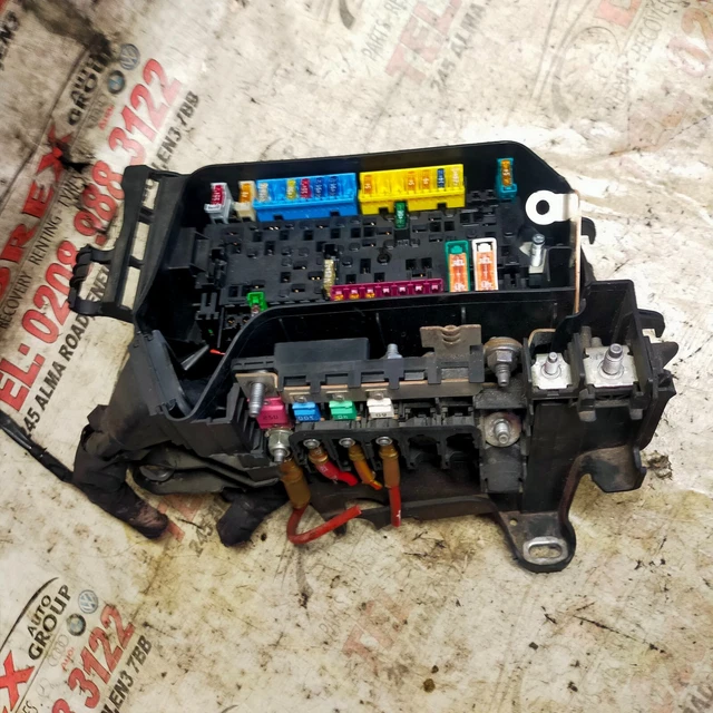 MERCEDES CLA C117 Fuse And Relay Box 1.6 Petrol A2465403803 2016 £29.00 ...