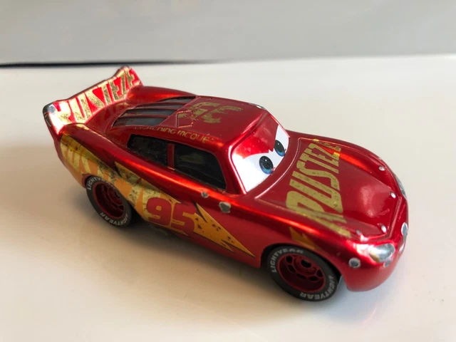 DISNEY PIXAR CARS RACE CENTRE LIGHTNING MCQUEEN MATTEL 1:55 Diecast ...