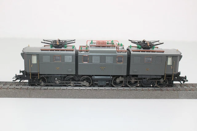 MÄRKLIN H0 37196 E-Lok BR E91 104 der DRG, mfx+Sound, OVP+TOP -A174 EUR ...