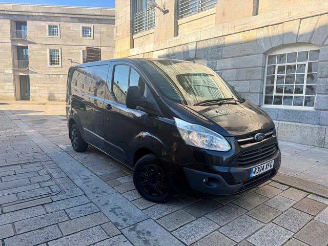 2014 FORD TRANSIT Custom 2.2 TDCi 125ps Low Roof Trend Van Crew Cab ...