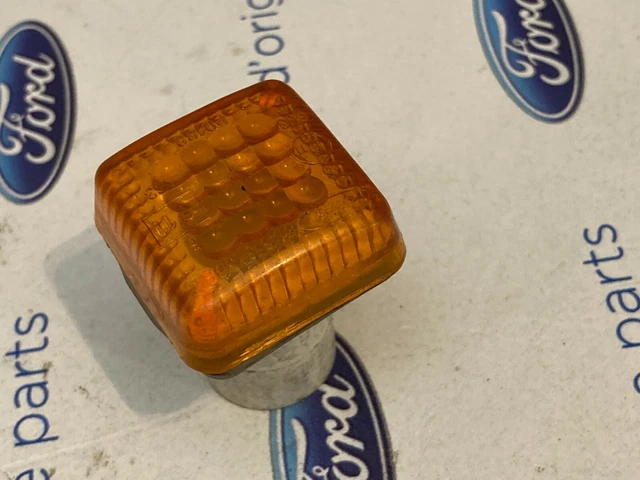 FORD ESCORT MK3/XR/RS USED Genuine Ford side repeater £5.85 - PicClick UK