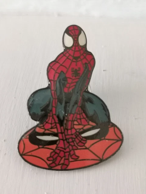 SPIDERMAN PIN. UNIVERSAL studios marvel. spider man EUR 5,86 - PicClick IT