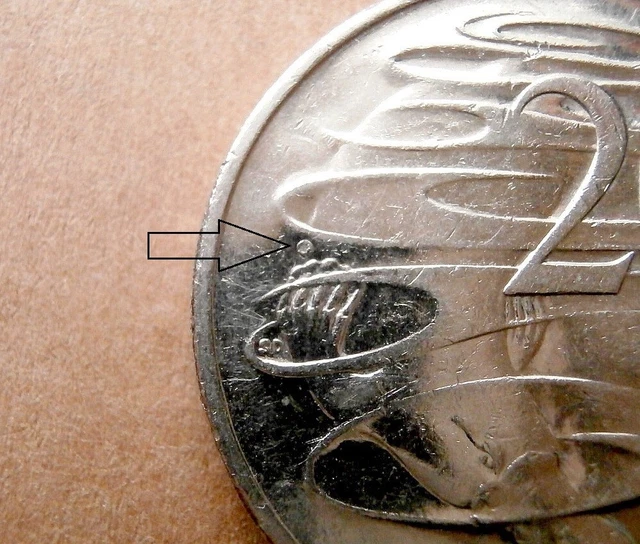 AUSTRALIA 2010 20C Twenty Cent Platypus ( Bubble Error ) RARE Coin $20. ...