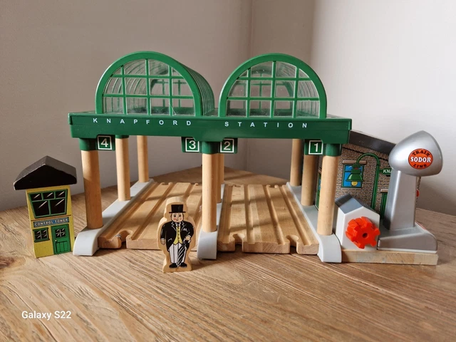 KNAPFORD STATION - Thomas Tank Engine&Friends Wooden - fits BRIO Rare £ ...