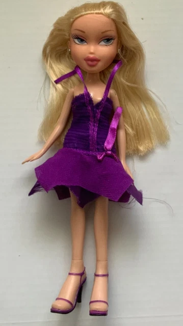 BRATZ BASIC HEAD Gamez First Edition Cloe in Original Outfit [2005] $40 ...