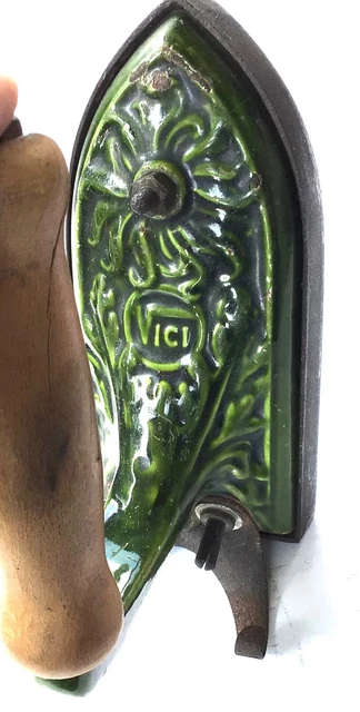 ANCIEN FER A REPASSER ÉMAILLÉ VICI ENAMEL PRESSING IRON FERRO STIRO ...