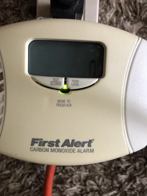 FIRST ALERT DUAL-POWER Carbon Monoxide Alarm MODEL:GME3E-120010BRK Vb10 ...