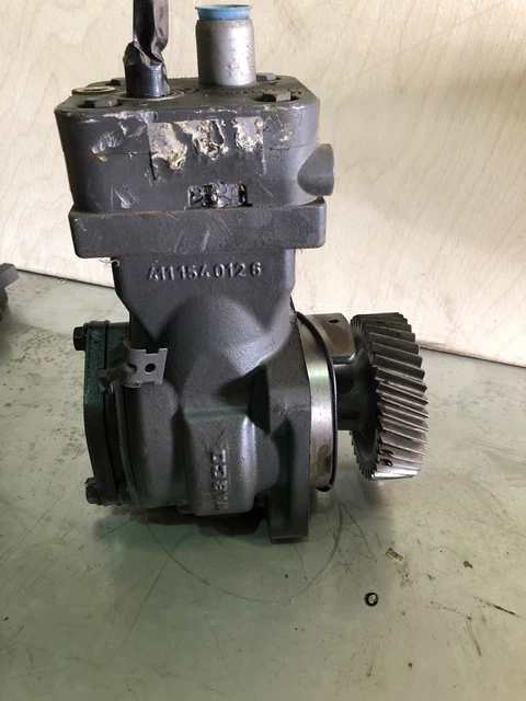 MERCEDES OM906 DIESEL Engine Air Compressor Pump Wabco 4111540126 ...