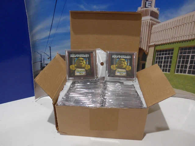 HUGE LOT OF 42 Shrek fridge/magnetic board magnets or decoration +Bonus ...