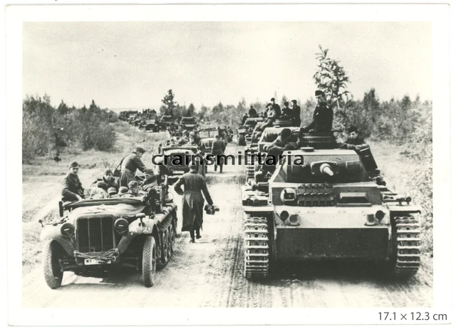 RIESEN ARCHIV FOTO Vormarsch Panzer III Tank und SdKfz Halbkette in ...