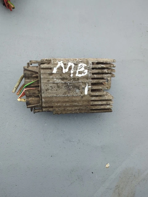 MERCEDES R170 SLK Engine ESG Cooling Fan Relay Module 0185459932 W202 ...