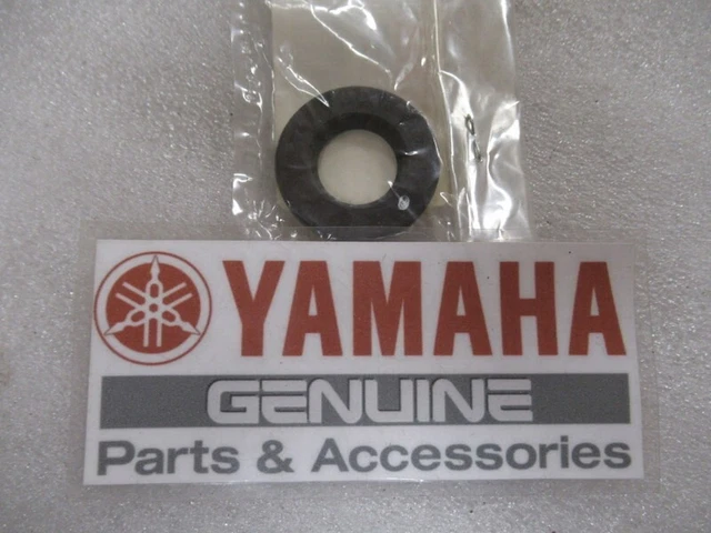 R26 GENUINE YAMAHA Marine 93104-16M04 Oil Seal OEM New Factory Boat ...