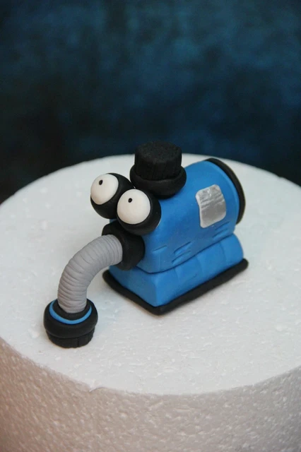TELETUBBIES INSPIRED EDIBLE Noo-noo vaccum cleaner figurine cake topper ...