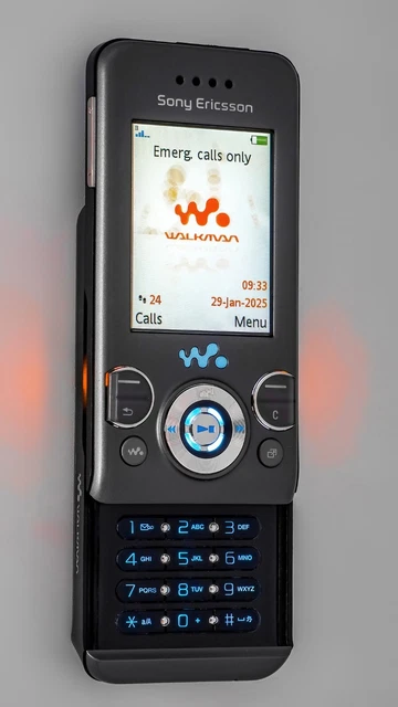 *VERY RARE* PROTOTYPE FP Sony Ericsson Walkman W580i "Laura" Mobile ...