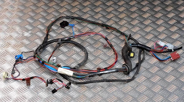 LAND ROVER FREELANDER 1 complete tailgate wiring loom / harness boot ...