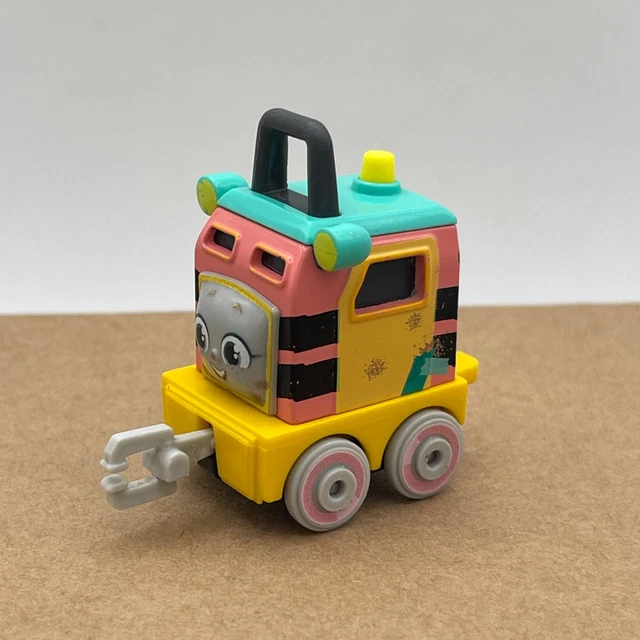 THOMAS & FRIENDS Sandy the Rail Speeder Diecast Metal Engine Train Toy ...