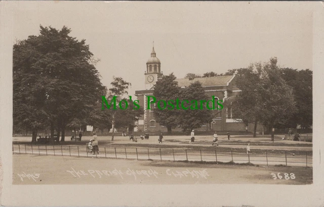 LONDON POSTCARD - Clapham, The Parish Church SW12444 £5.70 - PicClick UK