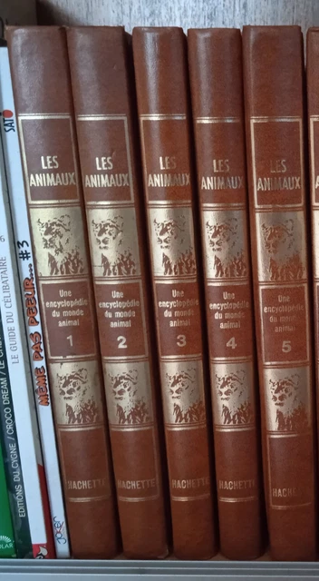 LES ANIMAUX. UNE encyclopédie du monde animal. HACHETTE. 5 VOLUMES EUR ...
