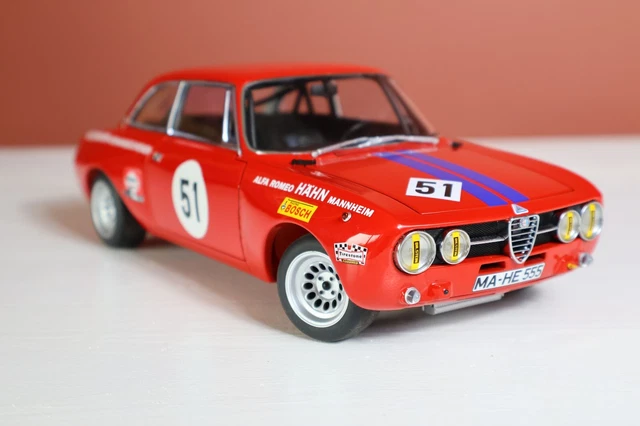 1/18 AUTOART ALFA Romeo Giulia GTA 1974 Rally Hahn EUR 375,00 - PicClick FR