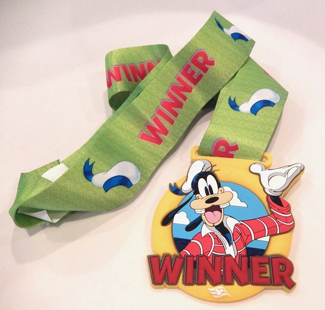 DISNEY CRUISE LINE Goofy Trivia Winner Medallion NEW £7.88 - PicClick UK