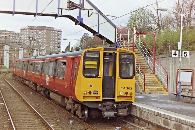 CLASS 314 N 314202 in stp brown £1.20 - PicClick UK