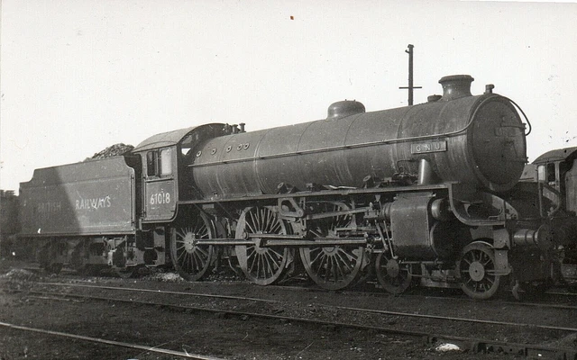 EX LNER CLASS B1 4-6-0 No 61018 "GNU" R/PHOTO by LOCO & GENERAL £1.30 ...