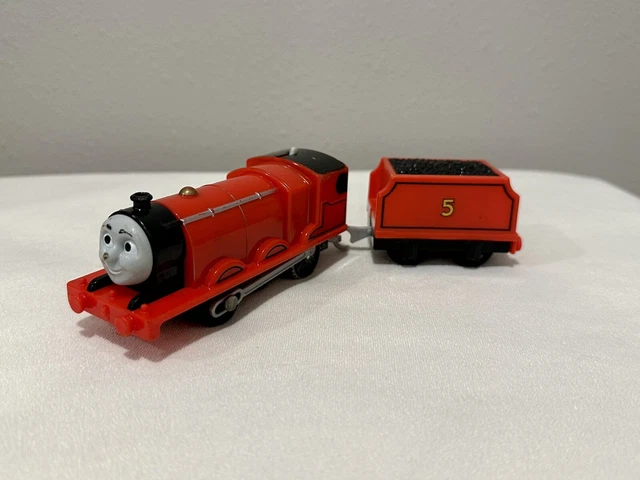 THOMAS & FRIENDS JAMES #5 TrackMaster Motorized Train with Tender 2013 ...