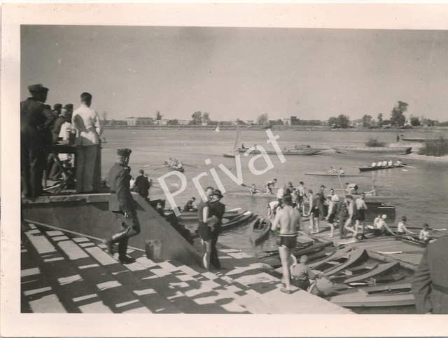 PHOTO WK II Wehrmacht Badestrand Fleuve Soldats Nu Bain France EUR 35 ...