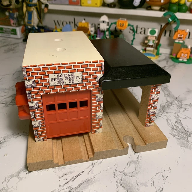 THOMAS & FRIENDS Wooden Train Railway Building Sodor Fire Dept Station ...