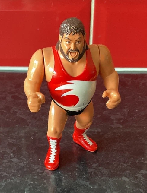 WWF WWE HASBRO Typhoon Series 3 Modellino da wrestling completamente ...
