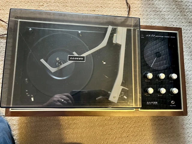 RARE LLOYDS SOLID STATE VINTAGE TURNTABLE AM/FM STEREO WORKS 9M19W 120A ...